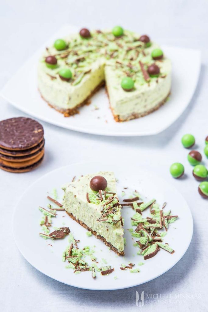 25 Green Desserts for St Patricks Day {Green Food Ideas}
